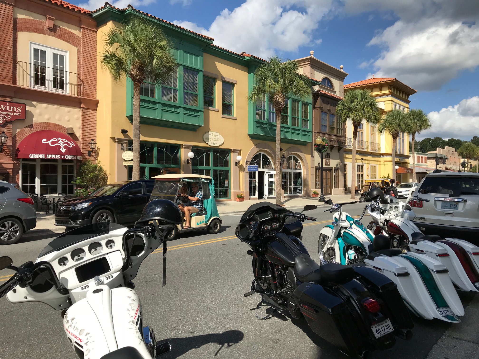 How to Feel at Home in The Villages, Florida: Join Your Favorite Clubs!